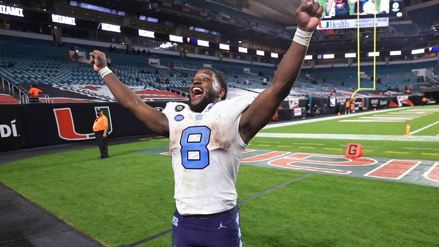 Carter in the running for Hornung Award | Navarre Press