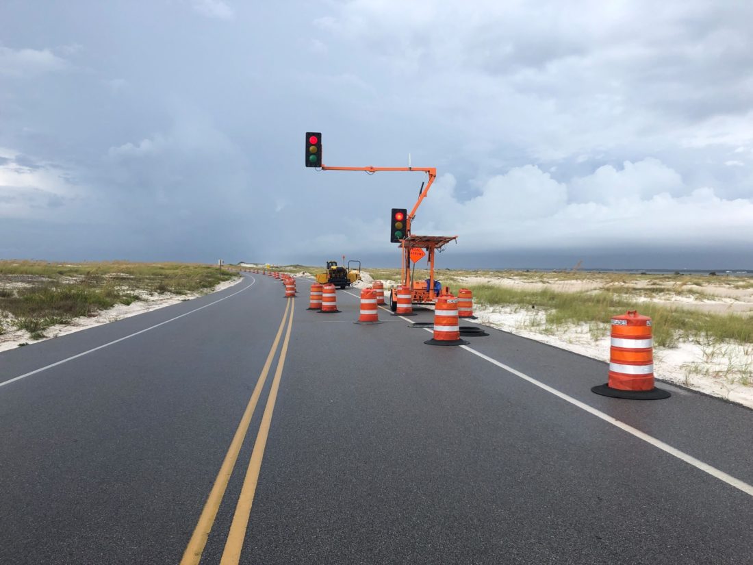 New temporary traffic signals appear on National Seashore | Navarre Press