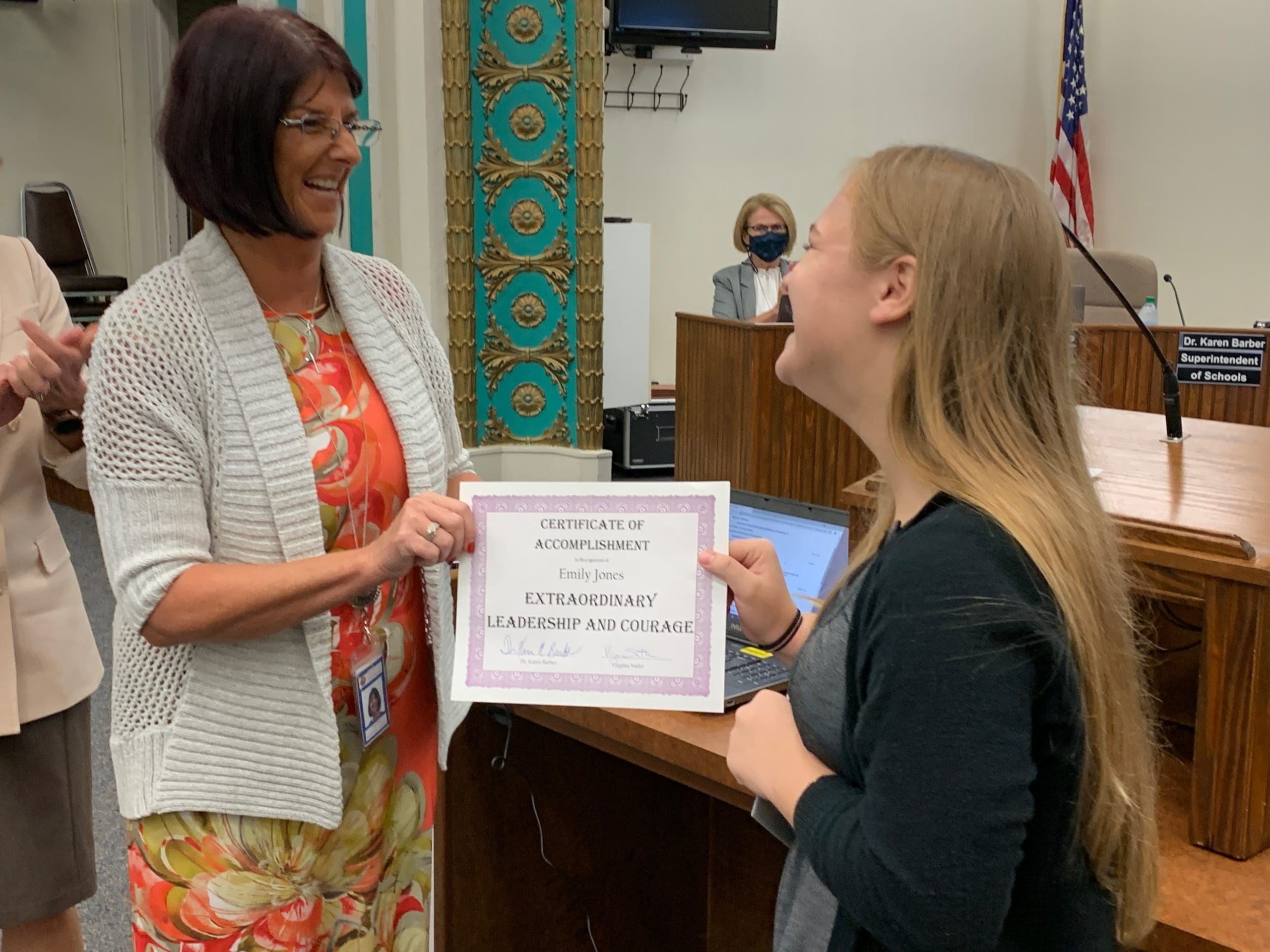 Teenager remains calm during chaos, helps save bus driver | Navarre Press