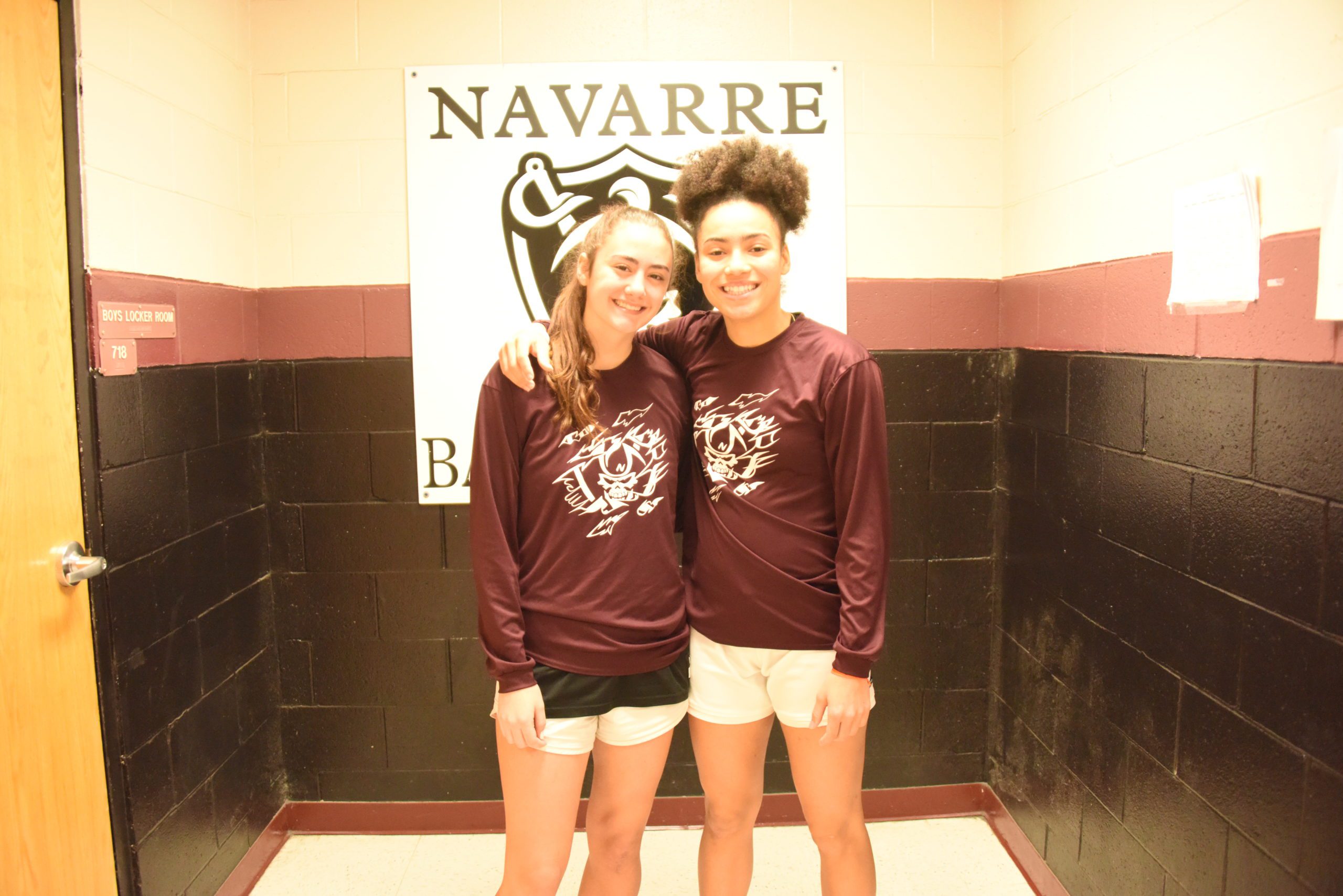 Leggett, Vollmer leading Raiders through historic hoops season ...