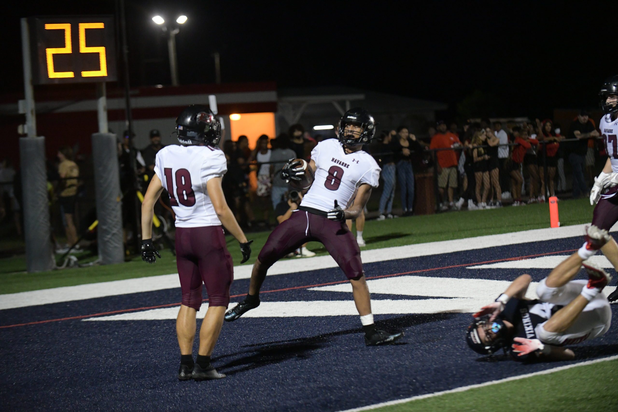 Navarre dominates in season opener against Vikings | Navarre Press