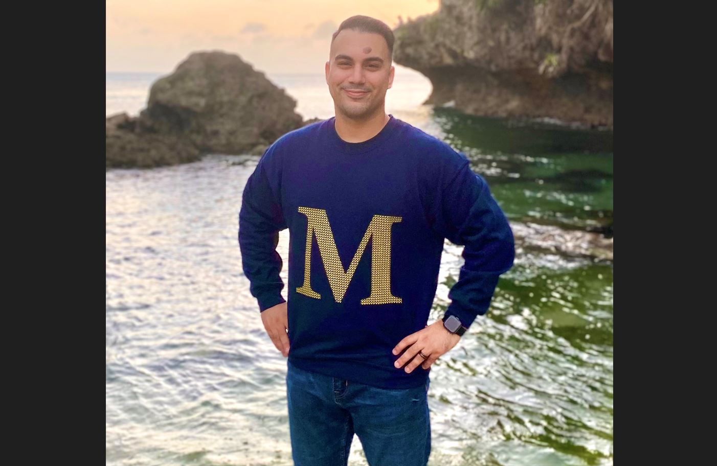 Navarre graduate comes out with first novel | Navarre Press