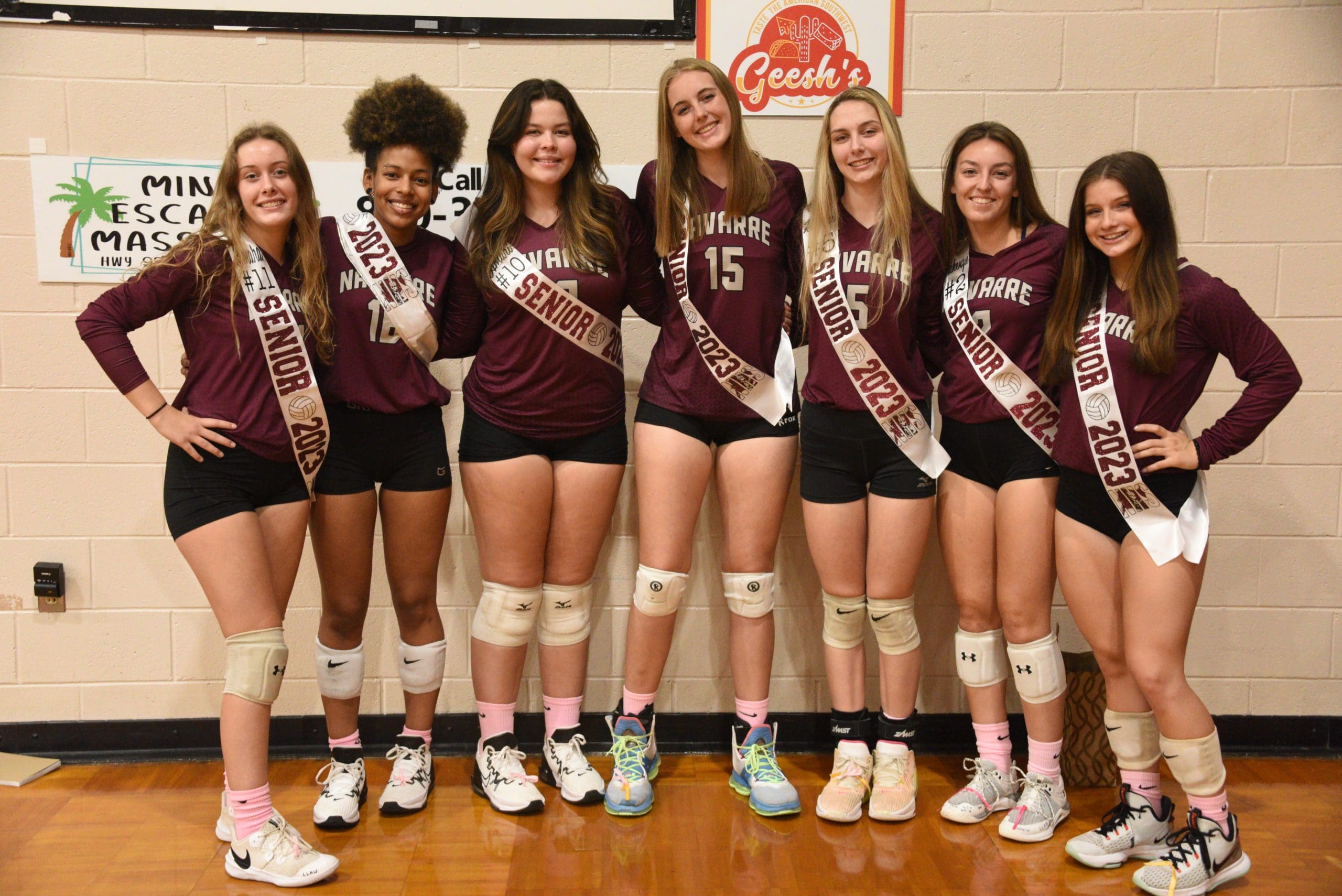 Raider volleyball team shines on senior night | Navarre Press