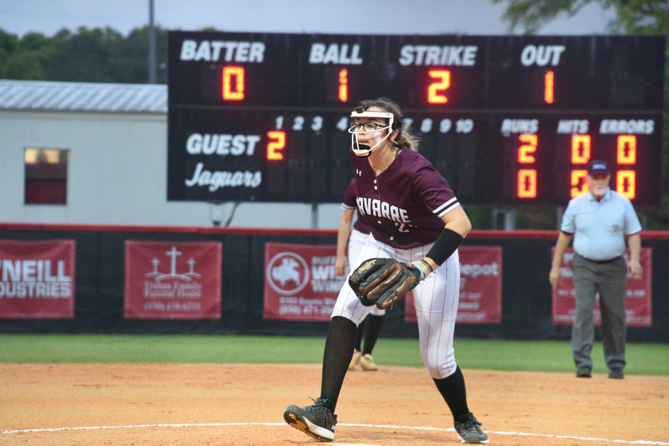 Riddle, Raiders earn big road win over Jaguars | Navarre Press