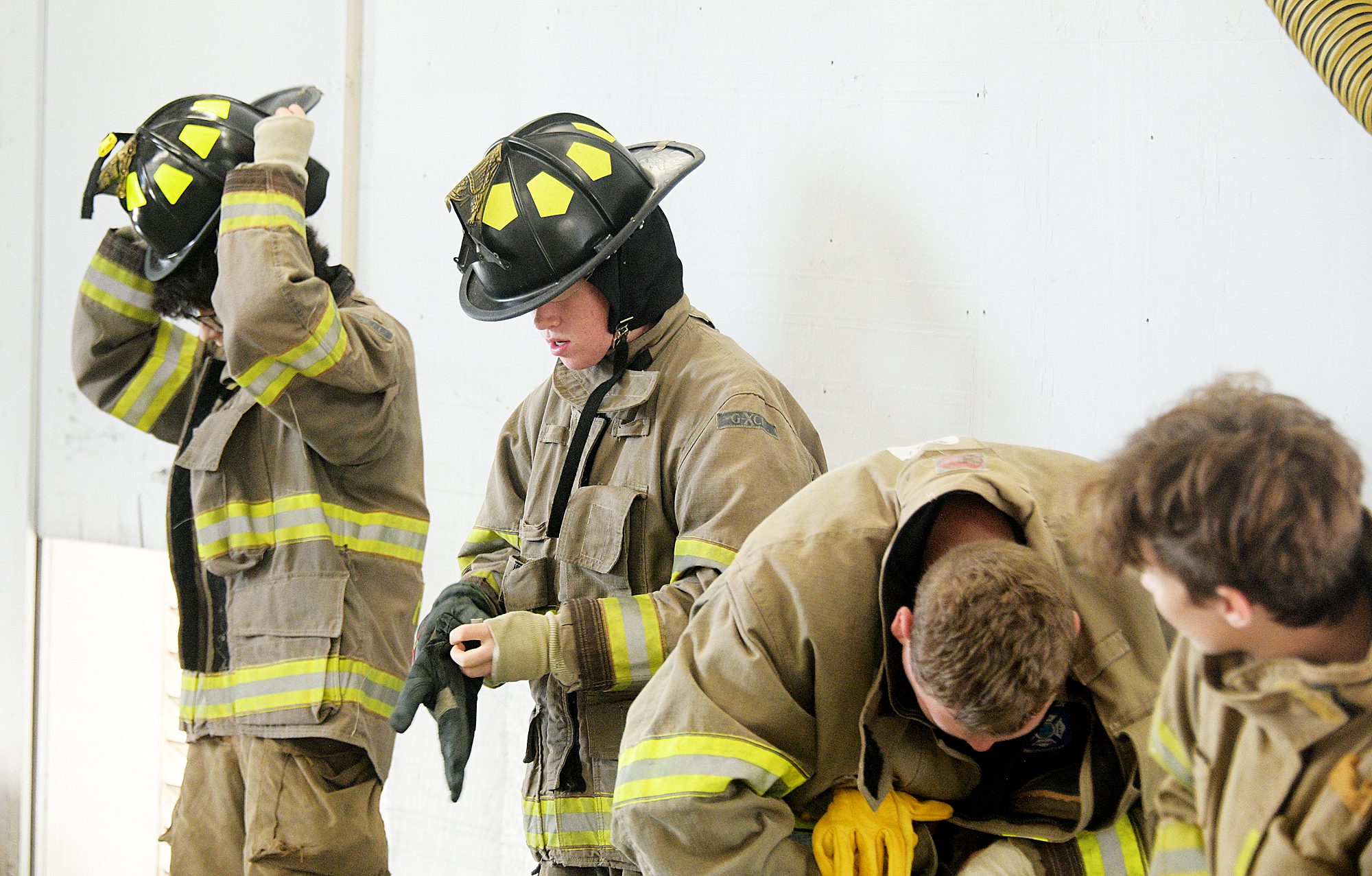 Firefighter cadet program stirs interest in next generation | Navarre Press