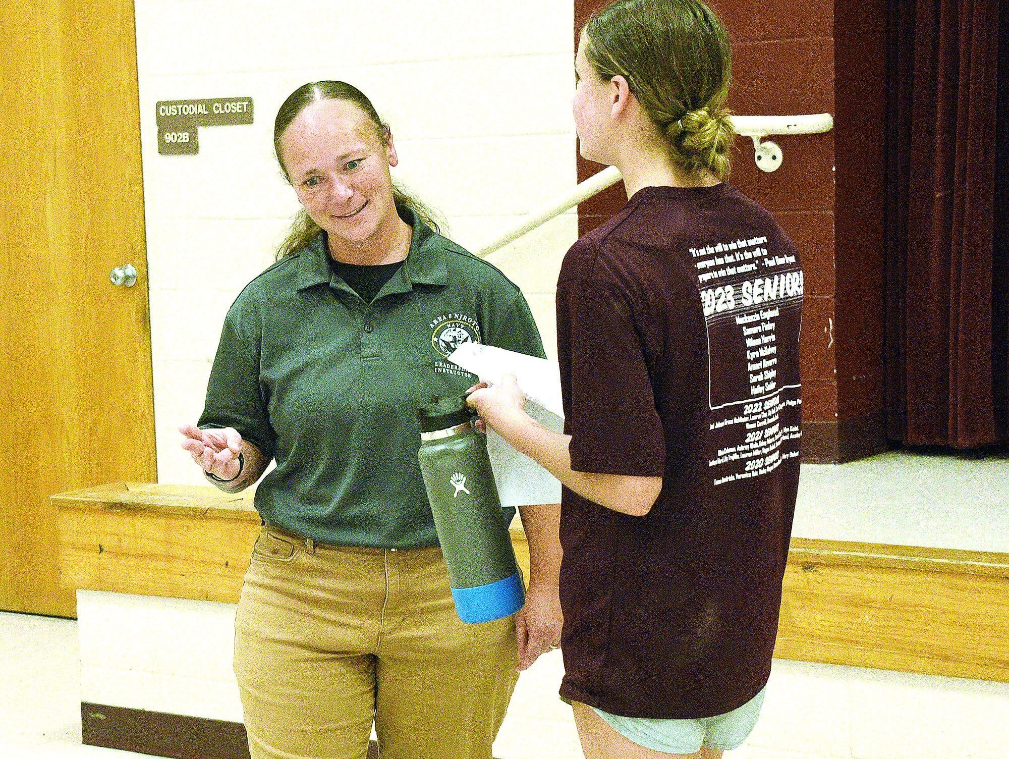 Navarre NJROTC introduces new instructor | Navarre Press