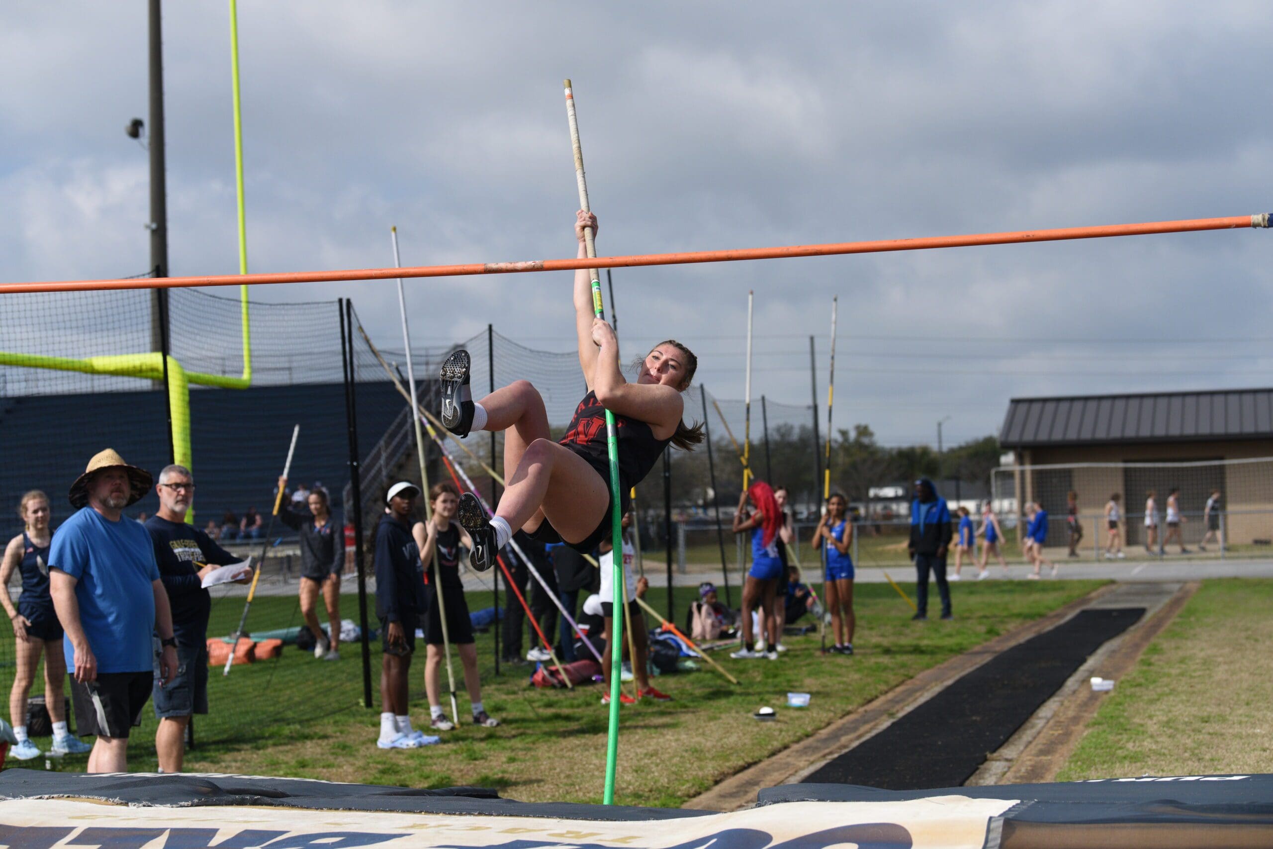Raiders turn in strong performances at Andrews Invitational | Navarre Press