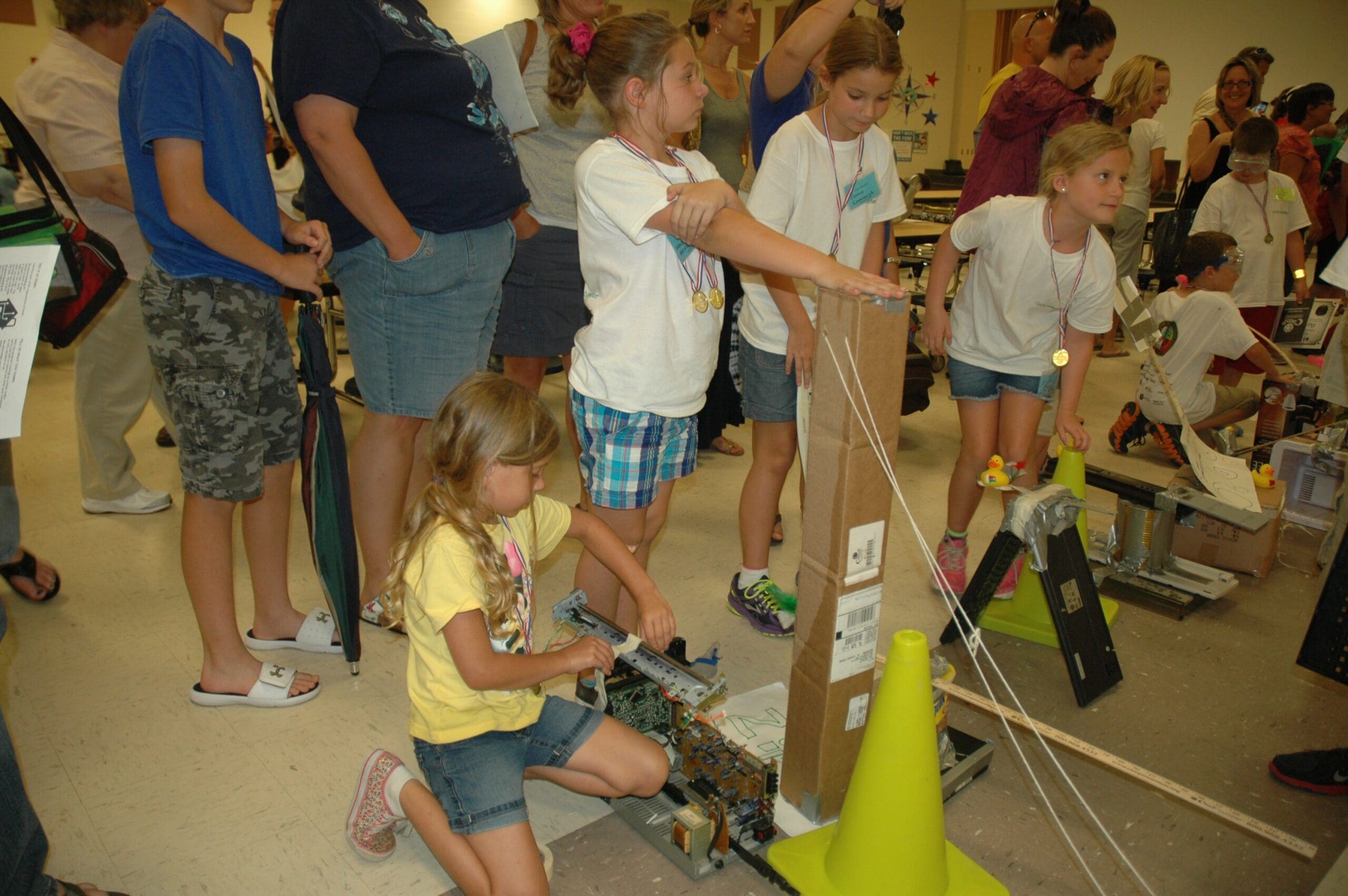 Camp Invention is hands-on science fun | Navarre Press