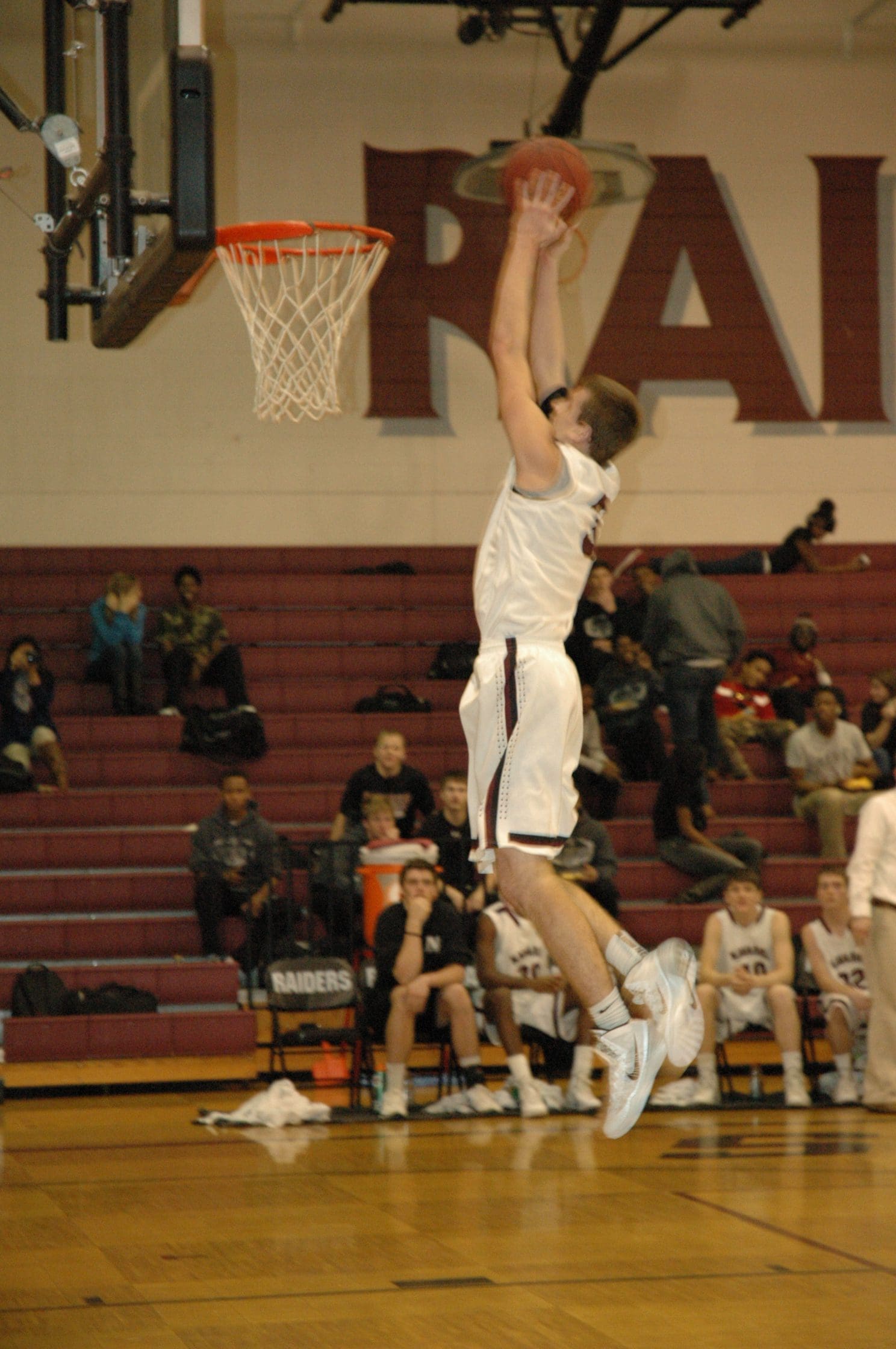 Raiders try to finish season strong | Navarre Press