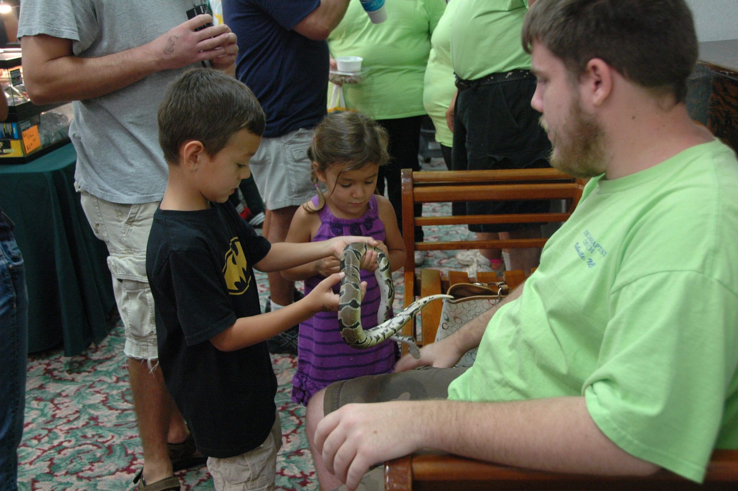 Exotic pets on display as Repticon visits Navarre | Navarre Press