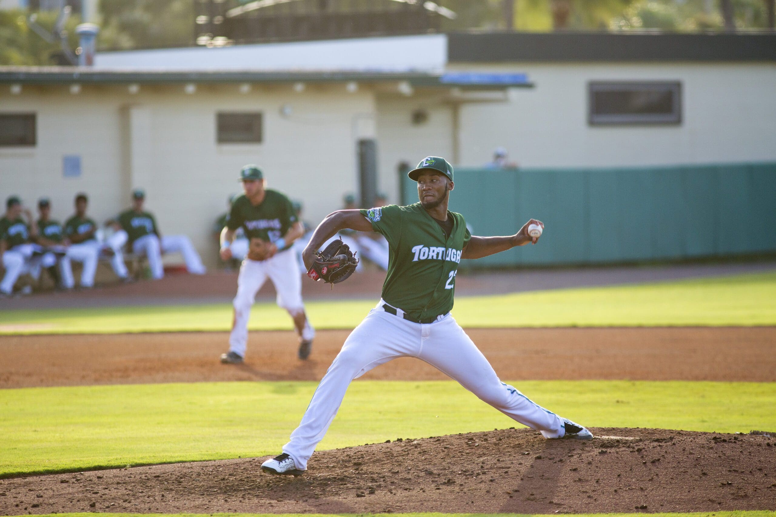 Once a hoops standout, Garrett now a rising star in baseball | Navarre ...