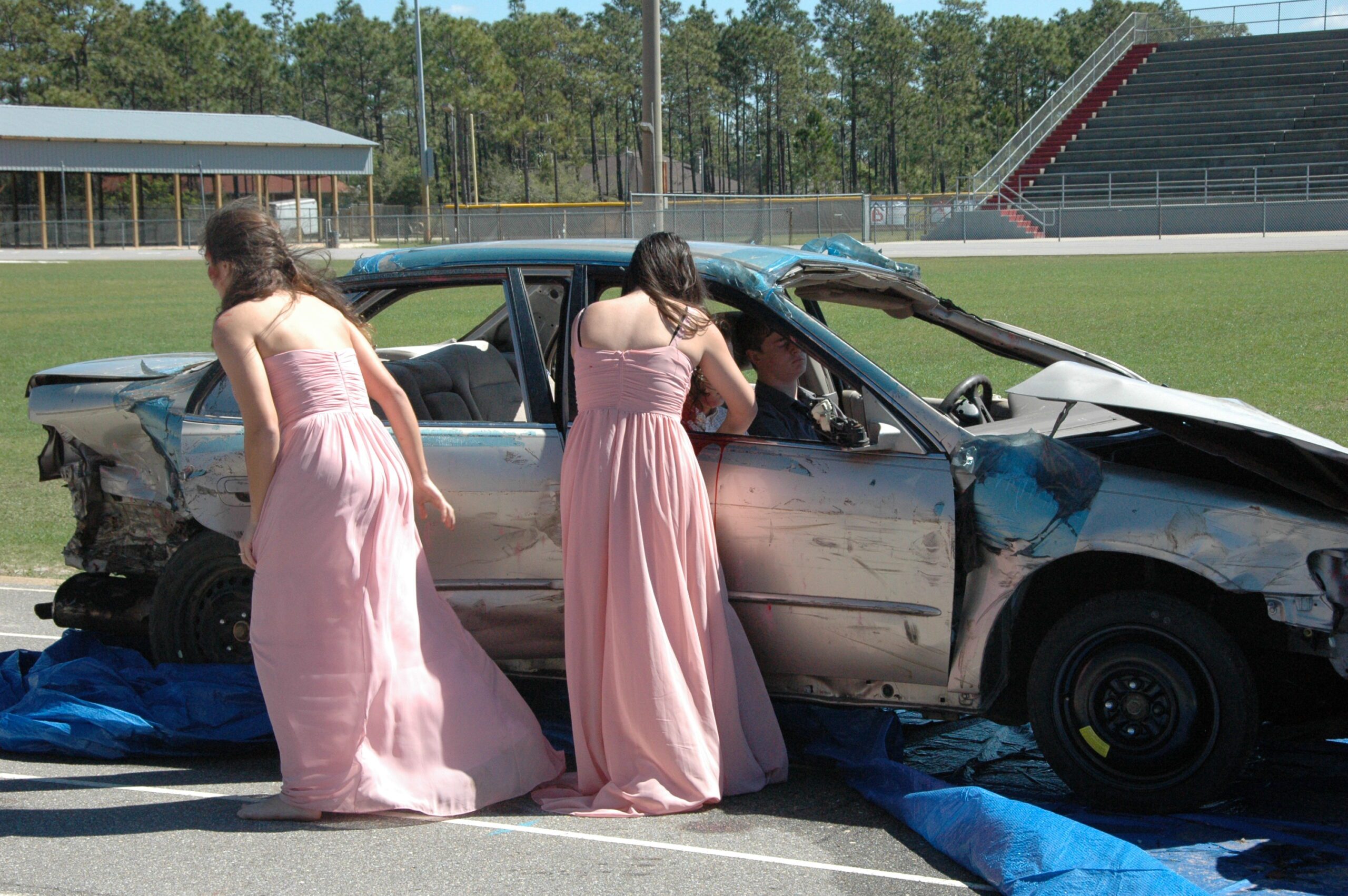 Prom Promise brings message to students | Navarre Press