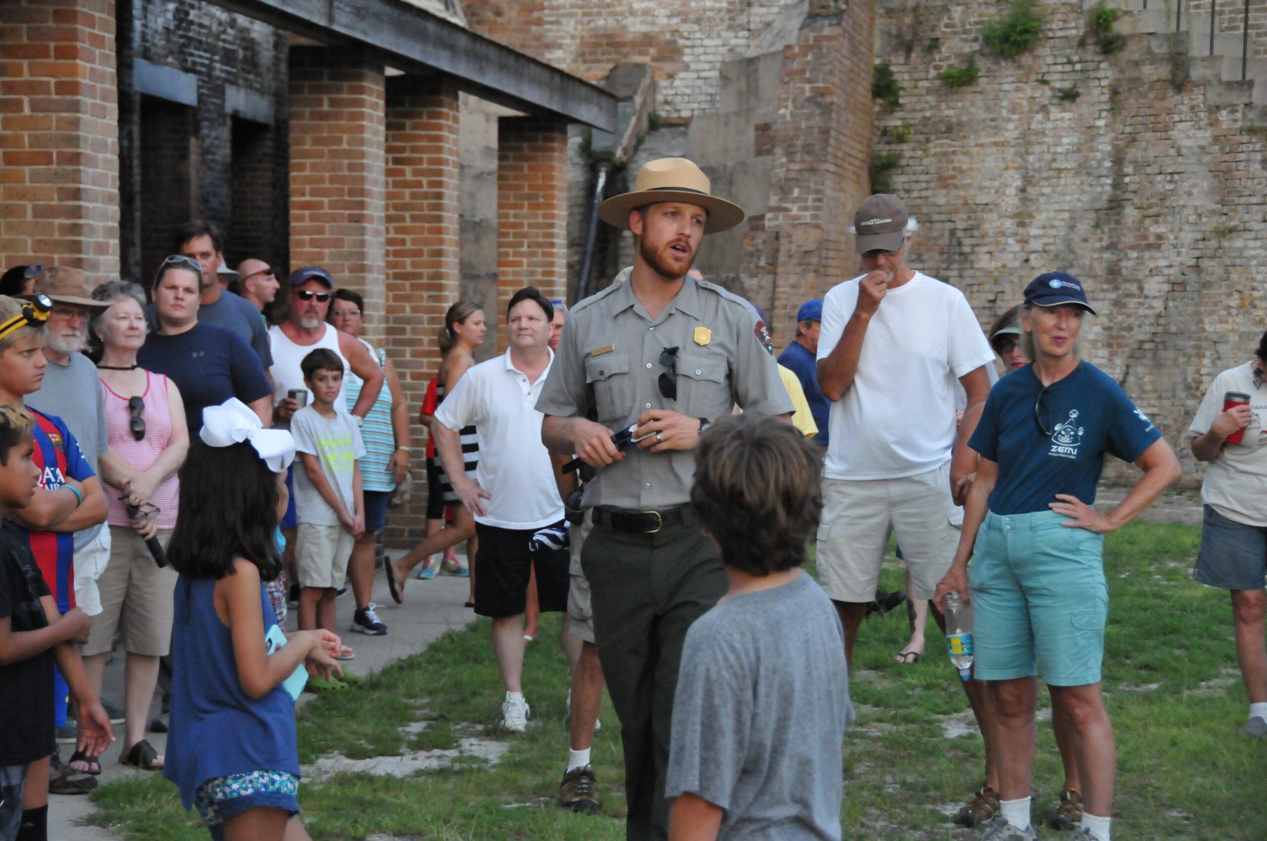 Candlelight program shines light on history | Navarre Press