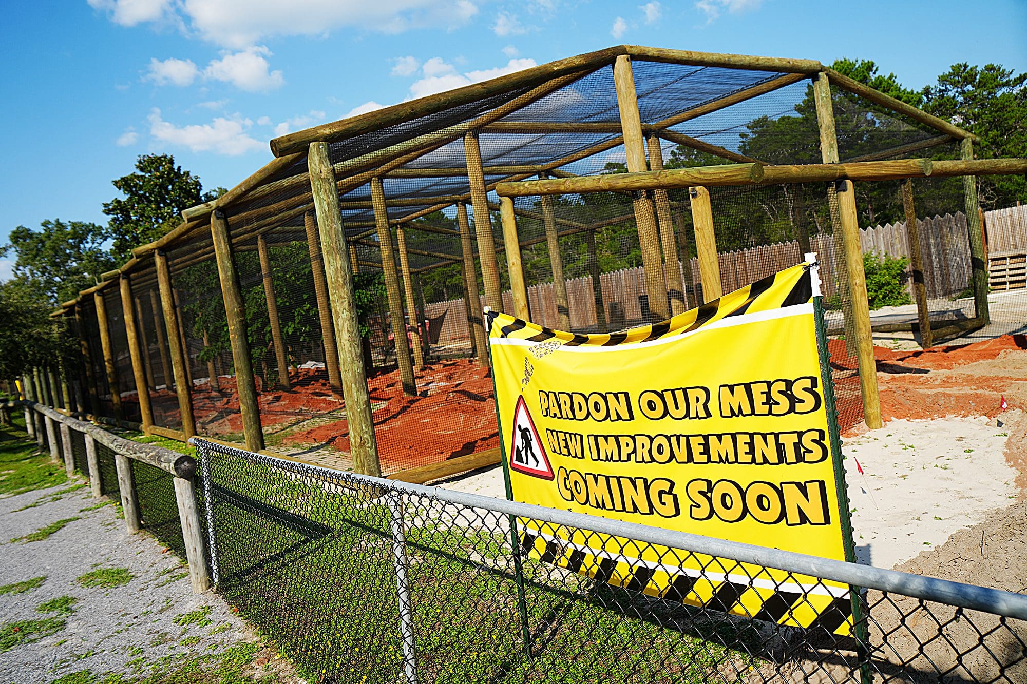 Zoo moves sloths, building larger budgie aviary | Navarre Press