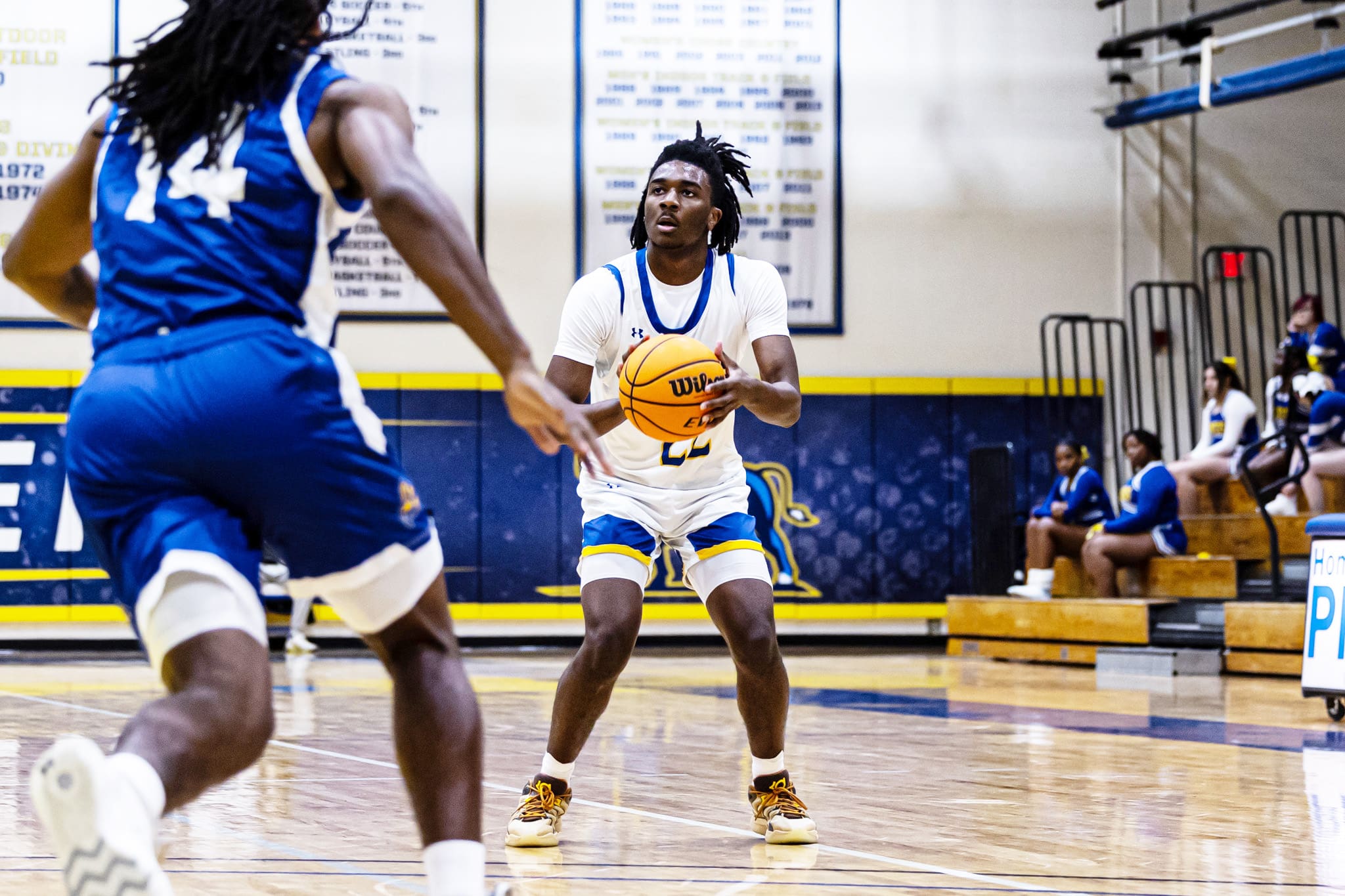 Navarre's Darius Cunningham Jr. reflects on first college season ...