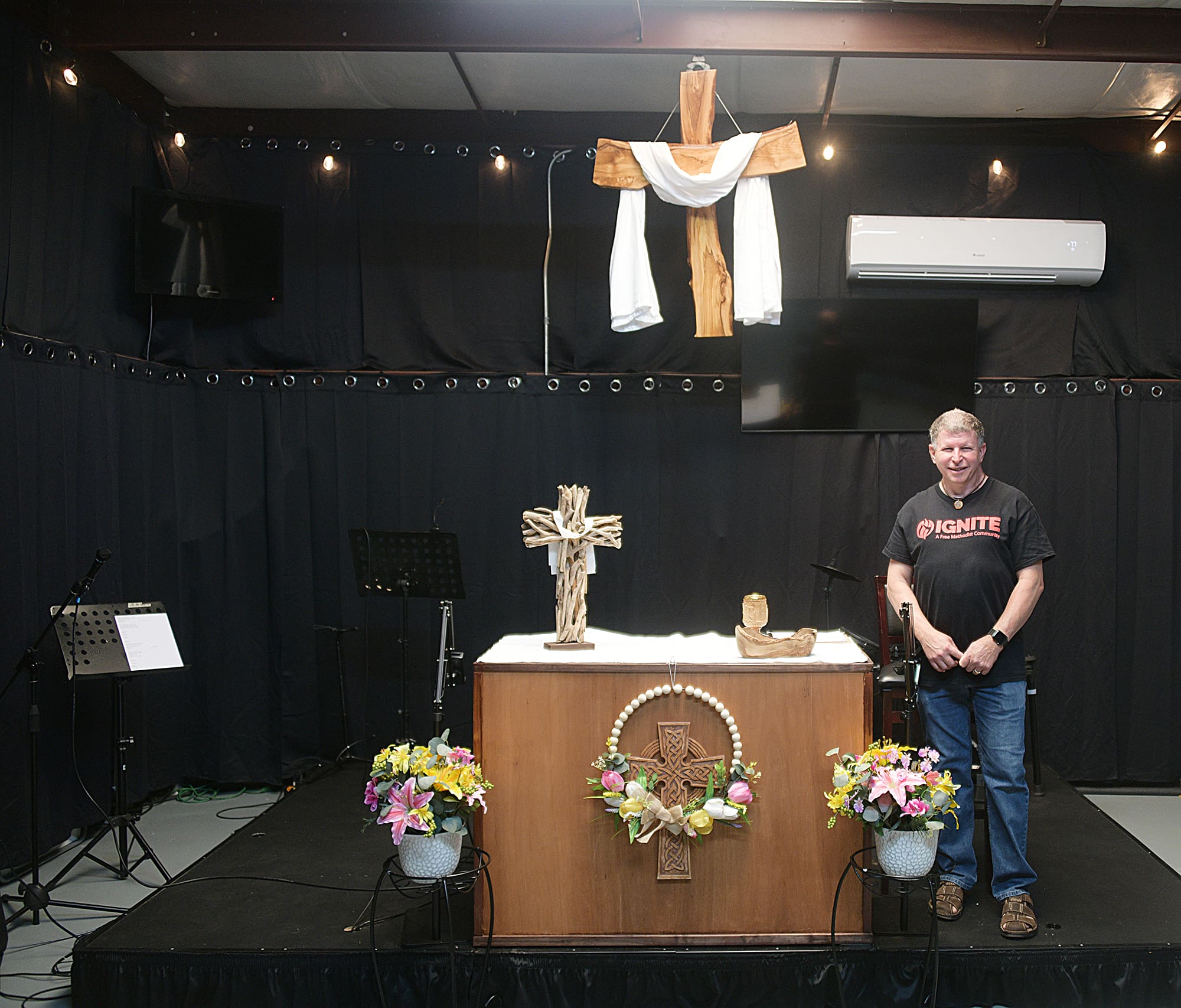 Rebranded Encompass Church looks to make waves in Navarre community ...