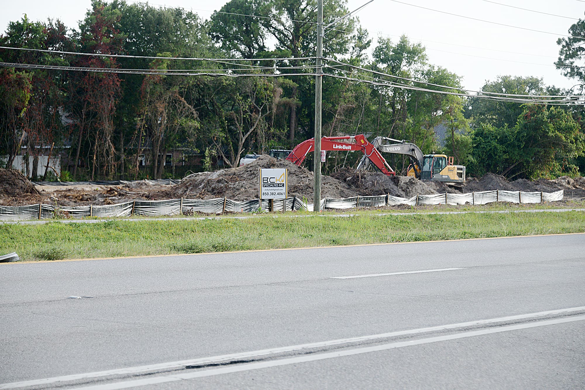 Land cleared for new Goodwill store near Tiger Point Boulevard ...