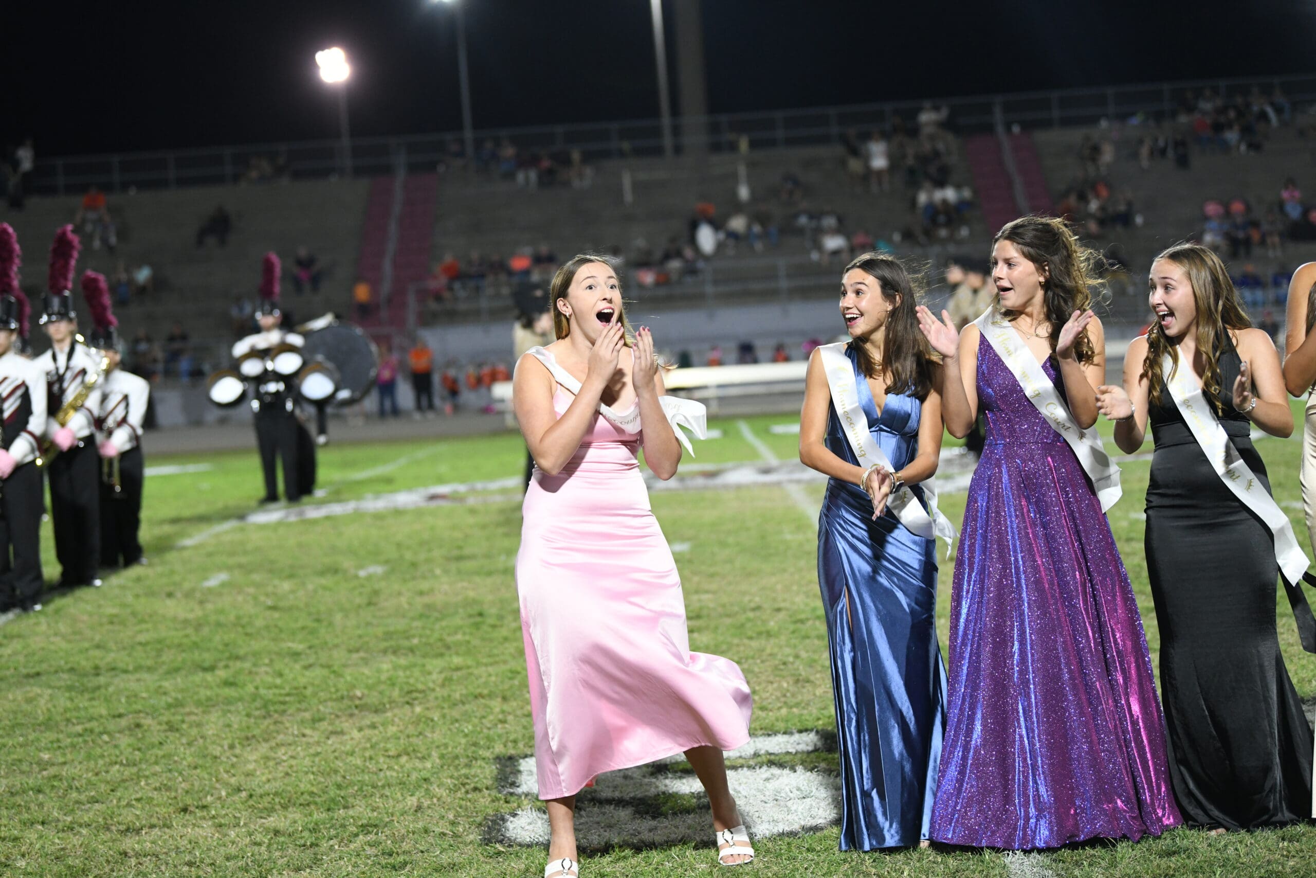 Navarre High names its Homecoming queen for 2025 | Navarre Press